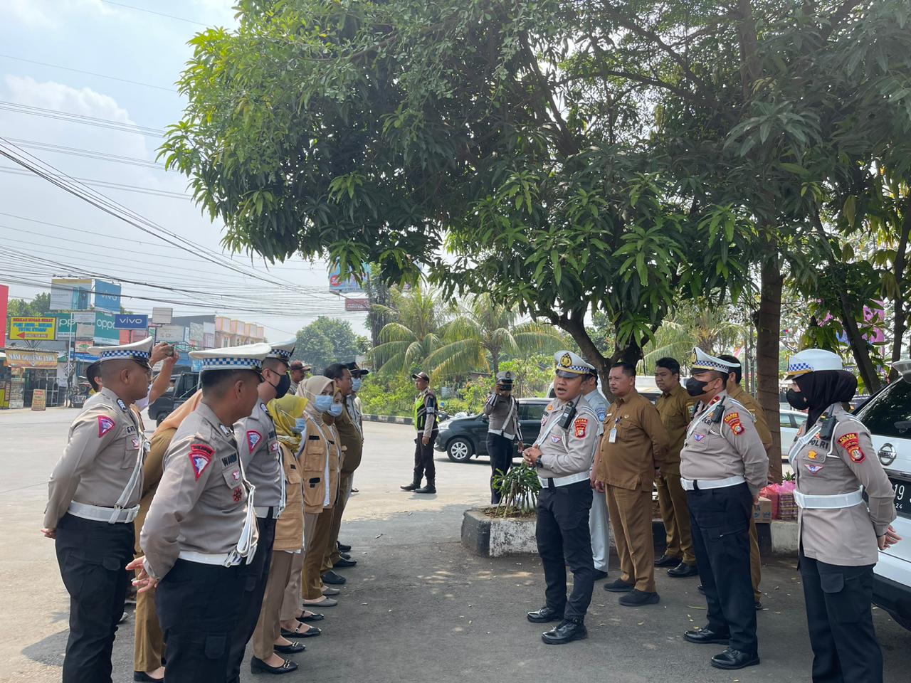 UPT Samsat Kelapa Dua Gelar Operasi Pajak Kendaraan Bermotor - klikbangsa.com
